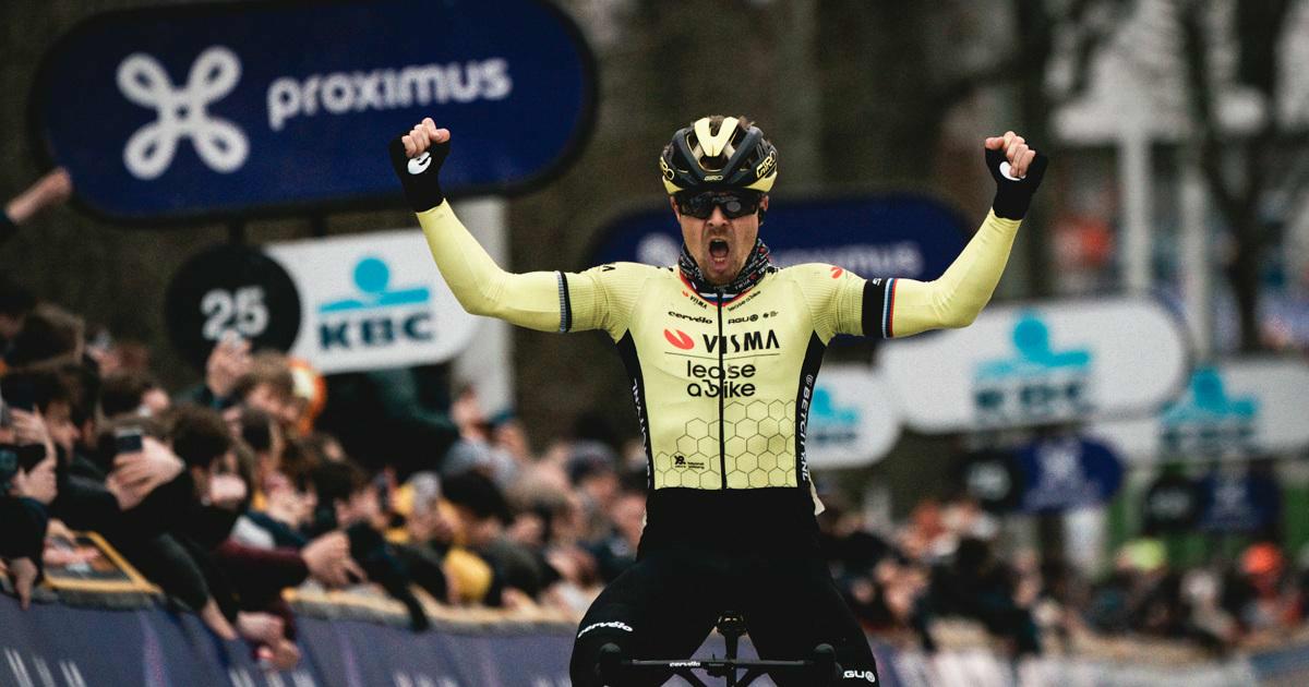 Tratnik edges out Politt on the Elisabethlaan | Omloop Nieuwsblad