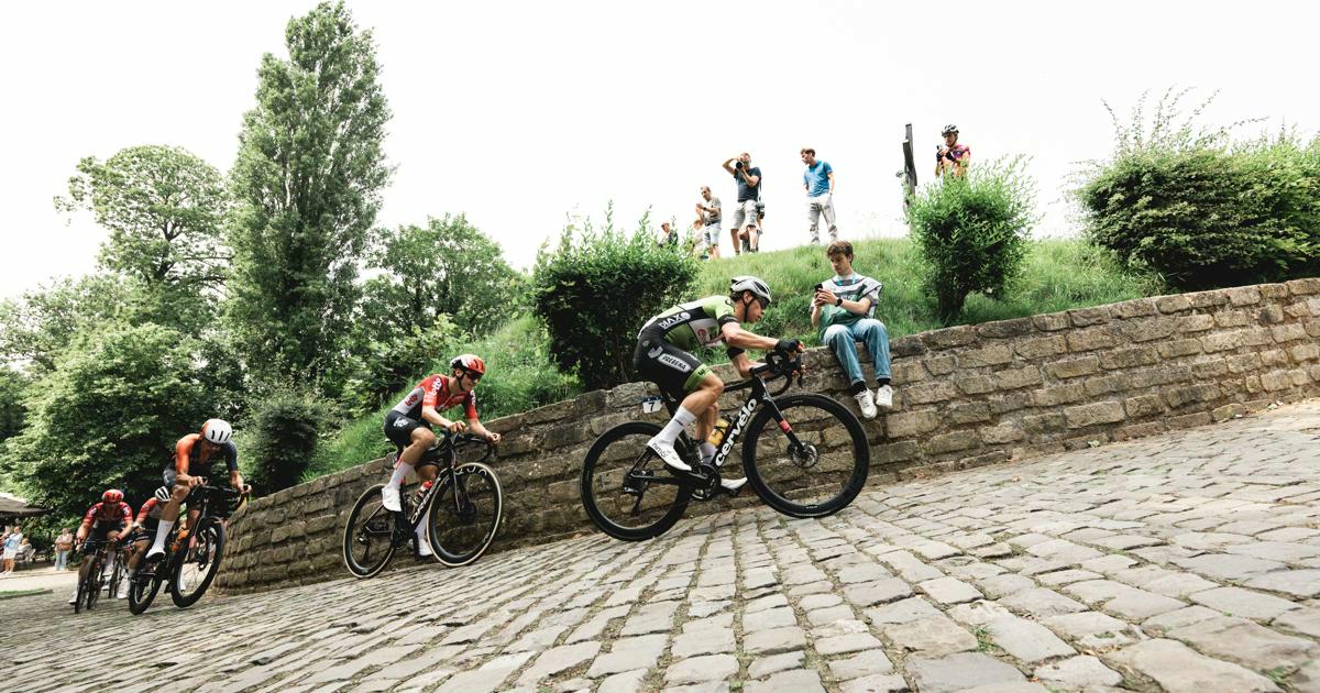 Liam Van Bylen wint Omloop het Nieuwsblad U23 | Omloop Nieuwsblad